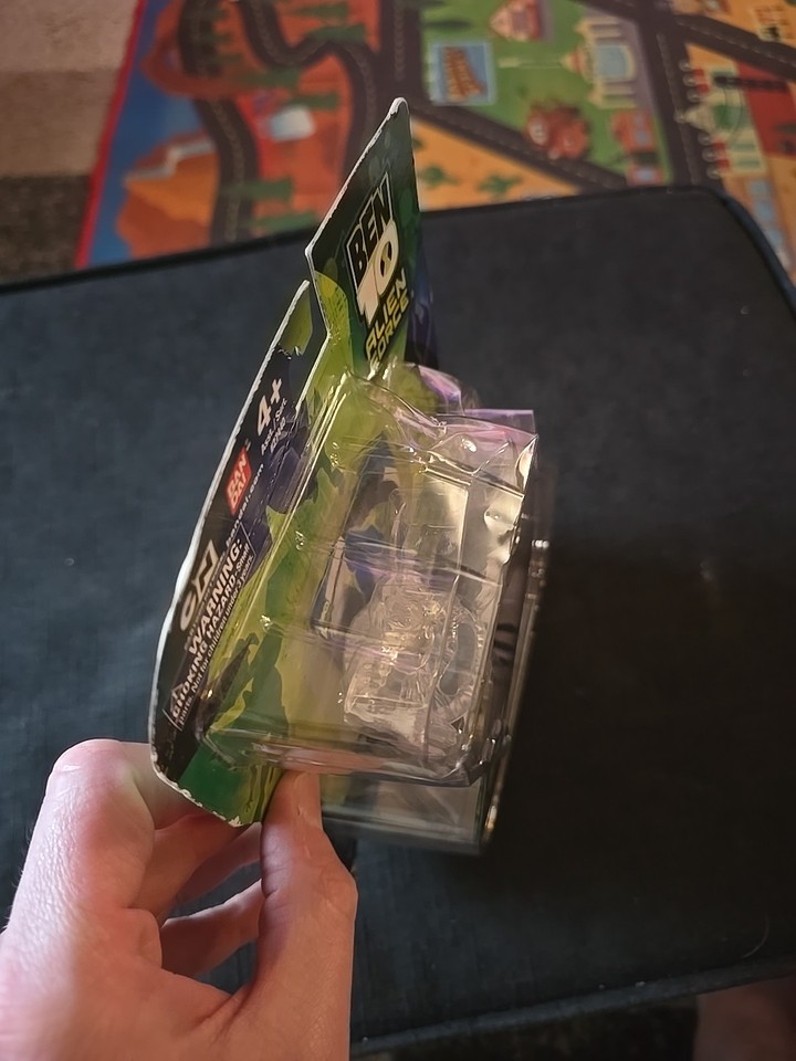 New BEN 10 ALIEN FORCE BIG CHILL CLOAKED Rare Action Figure Cartoon ...