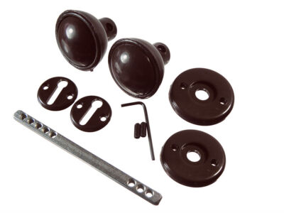 Nuovo 5 X Plastica Pomello Porta Set Con Mandrino E; Fissaggi Marrone ...