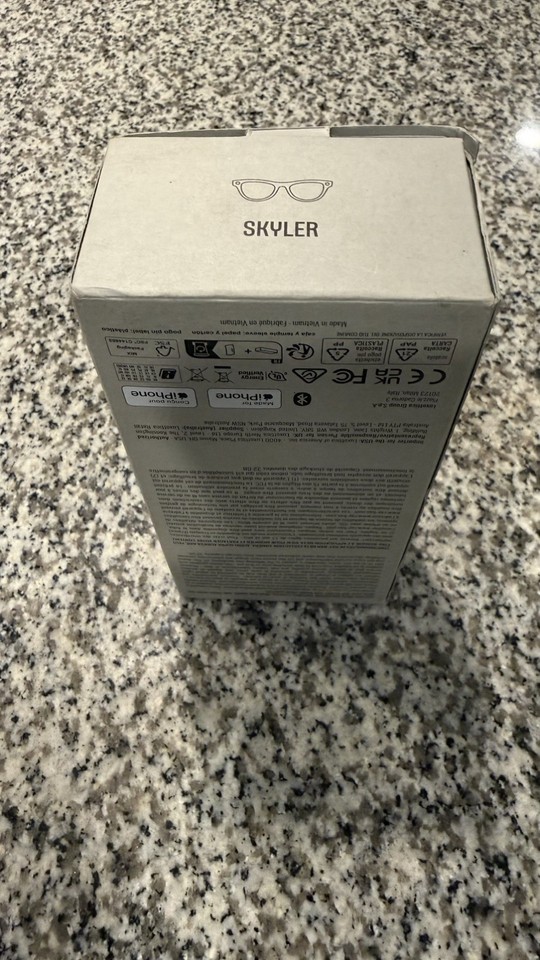 NEW - Ray-Ban Meta Skyler SmartGlasses, Shiny Chalky Gray Frames - In ...