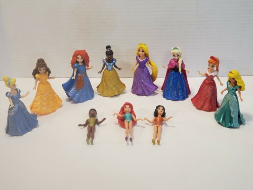 Disney Princess Magic Clip Polly Pocket Dolls Snap On Dresses Lot Of 11 ...