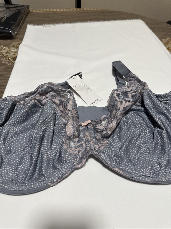 BNWT M&S LADIES BRA UNDERWIRED LACE SIZE 44H FULL CUP MID GREY . | eBay UK