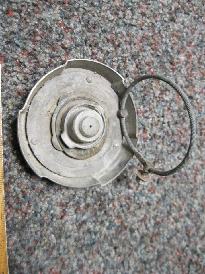 VINTAGE FORD MUSTANG GAS CAP FORD MUSCLE CAR GAS CAP ORIGINAL | eBay