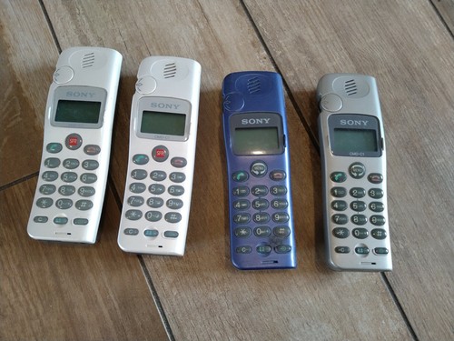 [TOMT] Really old Sony ,mobile phone. : r/tipofmytongue