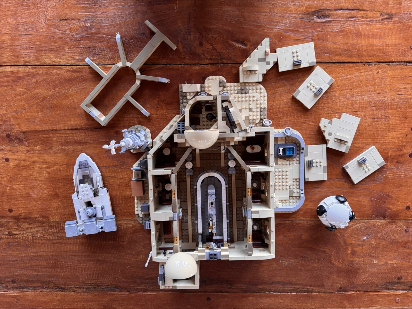 Lego Mos Eisley Cantina 75290 Complete W Instructions/box With Mini ...