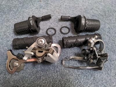 Build Kits & Gruppos - 7 Speed Groupset - Nelo's Cycles