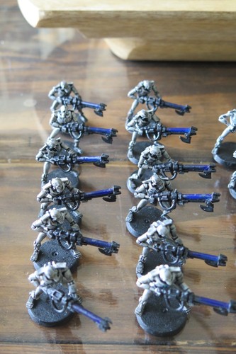 WARHAMMER NECRONS NECRON WARRIOR W/ BLUE GAUSS FLAYER (1) PAINTED ...