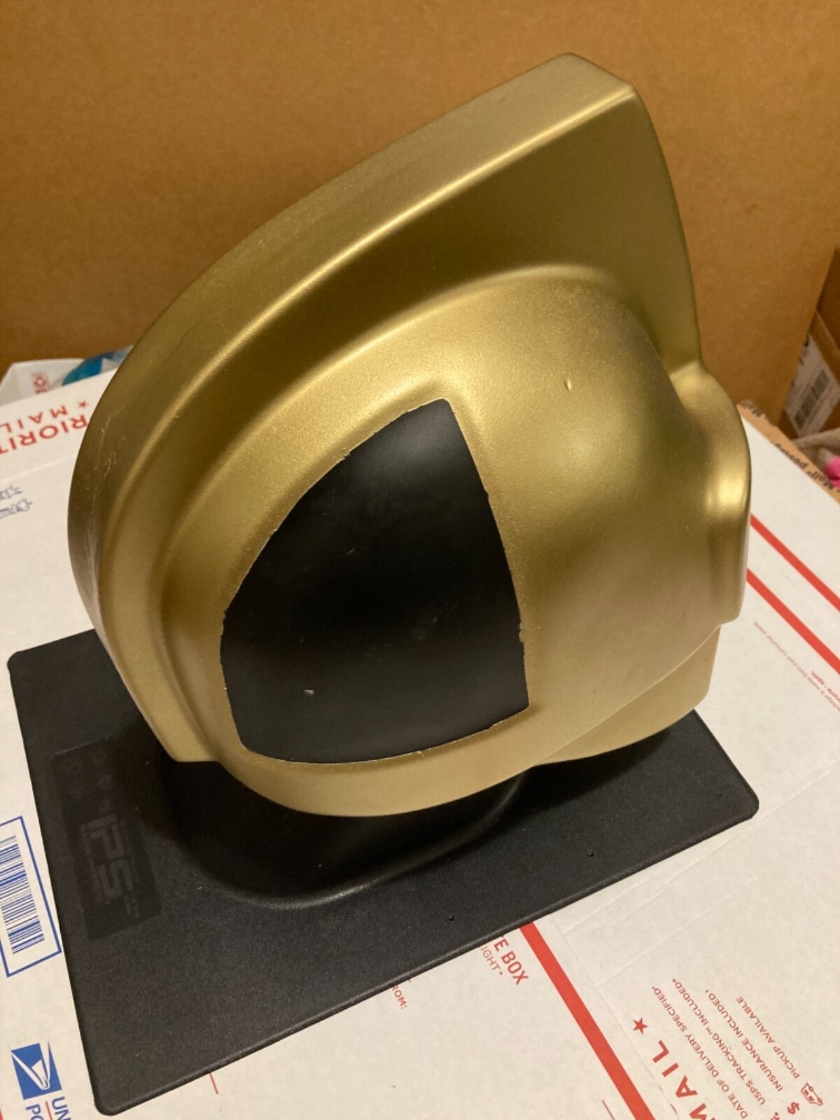 BATTLESTAR GALACTICA ( 1:1 CYLON CENTURION MASK ) Light Sound SCAN EYE ...