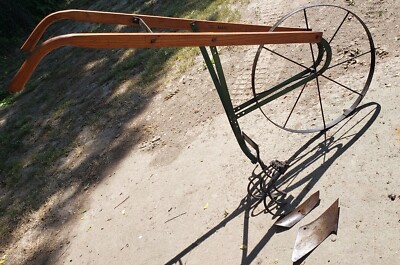 Garden - Push Plow