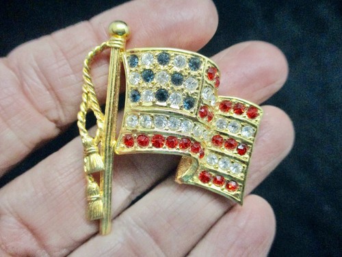 Vintage Sweetheart Jewelry Napier Oversize Rhinestone BLING FLAG USA | eBay