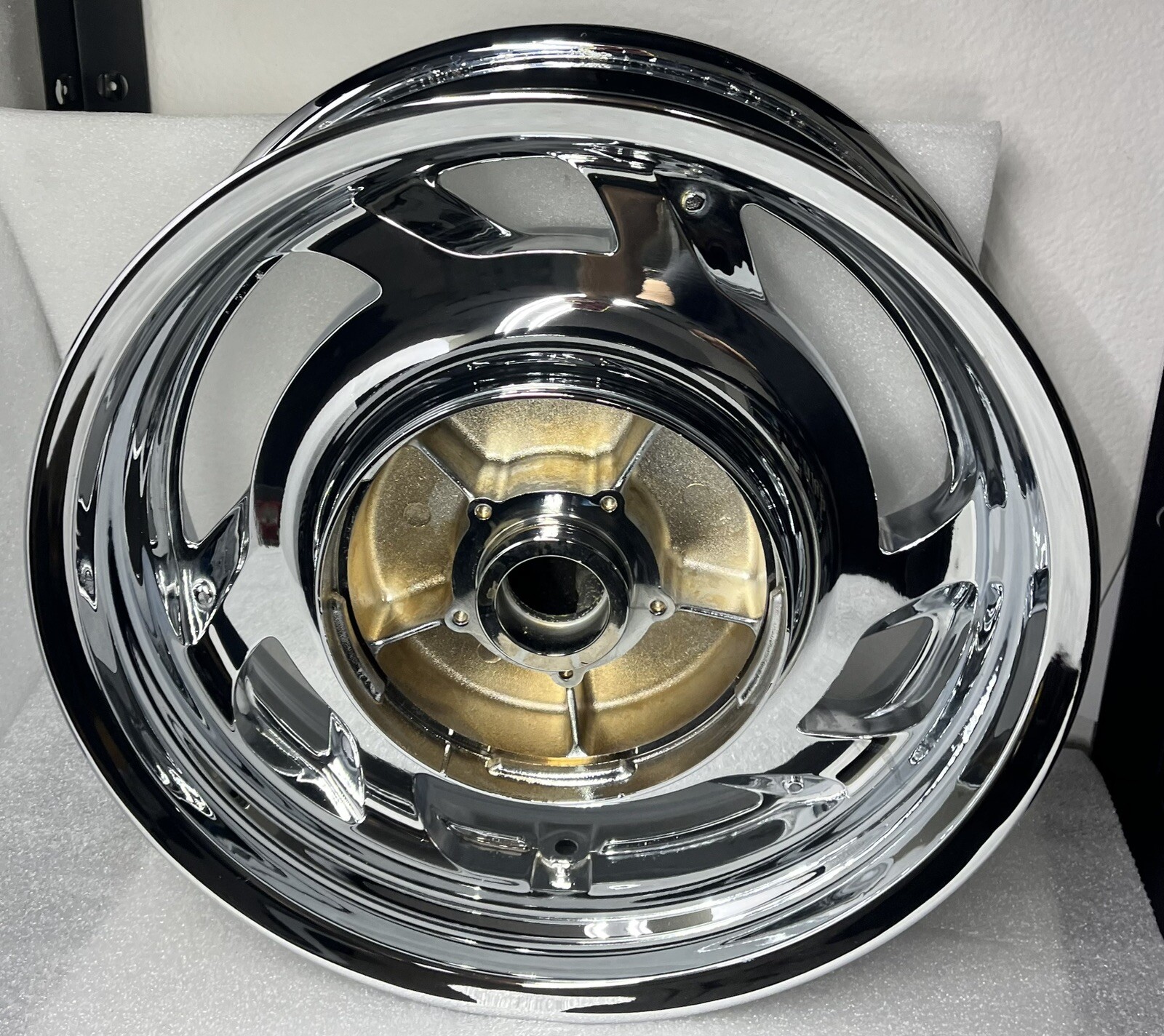 HONDA 1997 -03 VALKYRIE REAR GL1500 CHROME WHEEL 44650-MBY-670 OEM ...