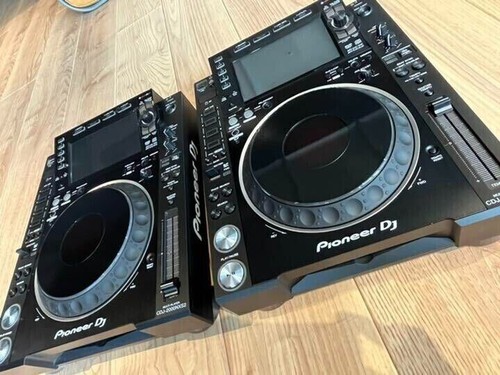 Pair 2x Pioneer CDJ-2000NXS2 DJ Multi Player Digital Turntable ...