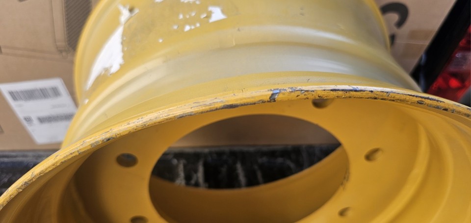 John Deere AT309105 16.5x9.75 Wheel 8x275 Rim JD Backhoe Loader ...