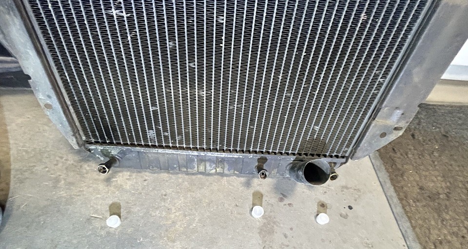 1958 PONTIAC “HARRISON” 3 ROW RADIATOR for AUTOMATIC CARS ( OEM USED ...