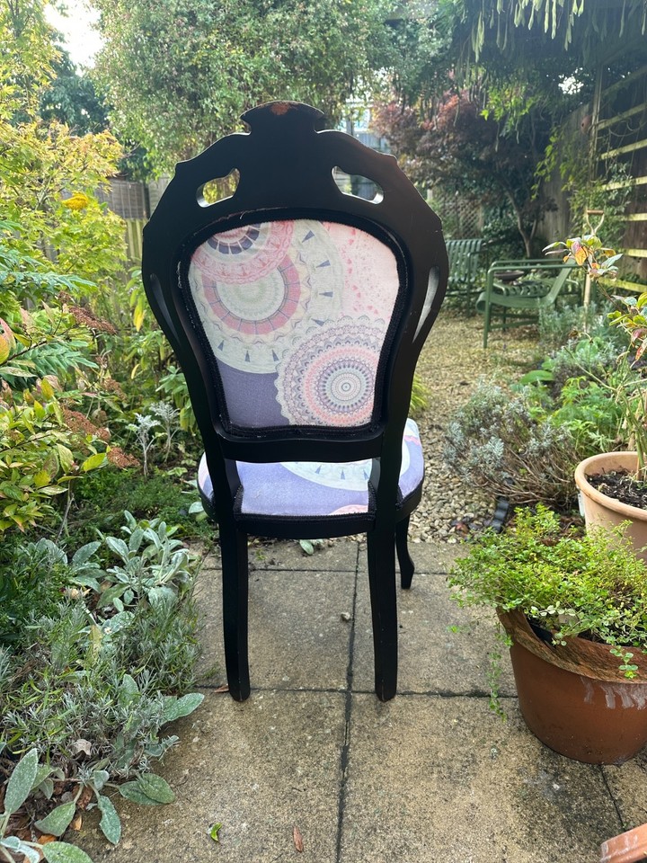 Taskmaster David Bowie Chair won by Joe Lycett from Noel Fielding in S4 ...