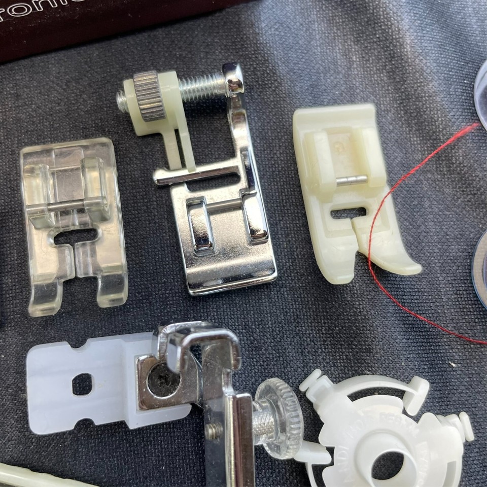 Pfaff Tipmatic 1035 Sewing Machine NO CORD UNTESTED EUC and Accessories ...