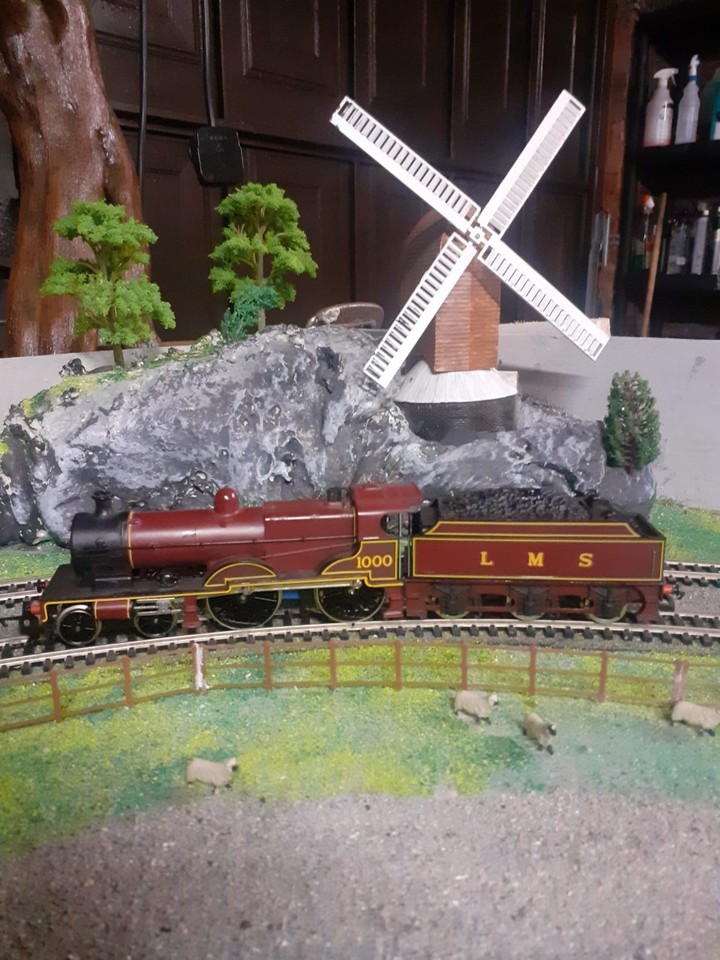 Hornby R 376 LMS Class 4P Locomotive 4-4-0 No 1000 | eBay UK