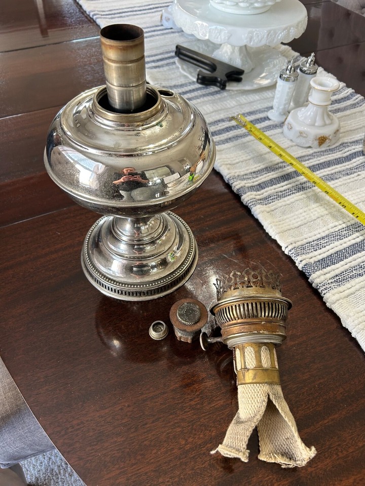 Antique Original Rayo Center Draft Kerosene Oil Lamp with Flame ...