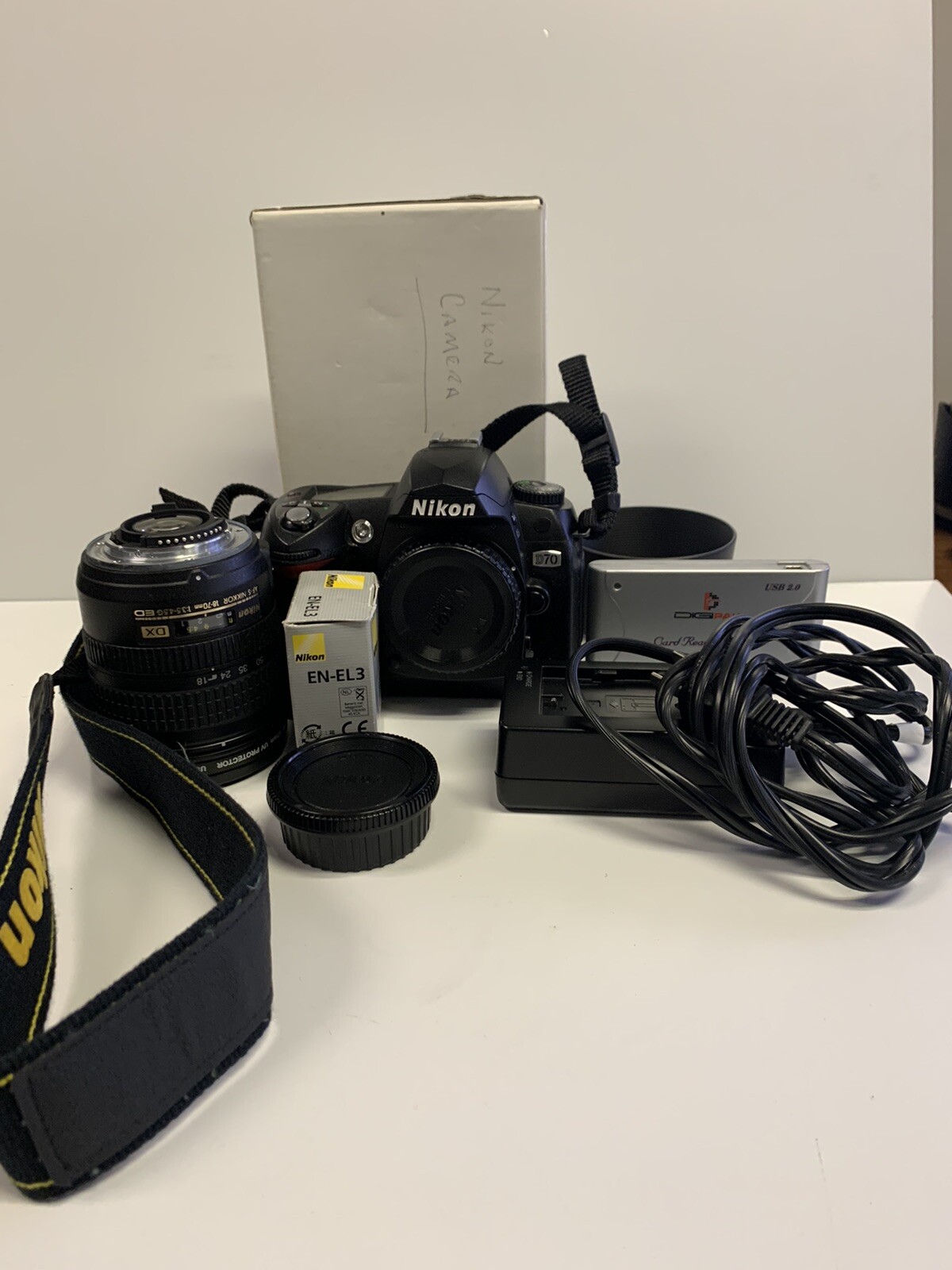 Nikon D70 6.1MP Digital SLR Camera - Black (Kit w/ AF-S DX 18-70mm Lens ...