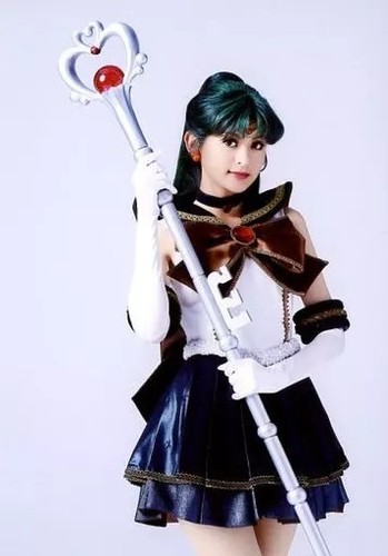 Live Photo Female / Fashion Model Ishii Mieko Sailor Pluto Knees, Two ...