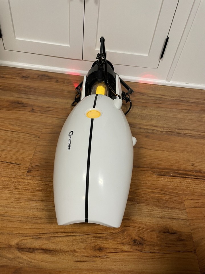 NECA Aperture Science Handheld Portal Device Gun Full Size | eBay