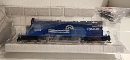 Athearn HO Scale SD40 Diesel Engine Conrail #6243 DCC Ready, Sound ...