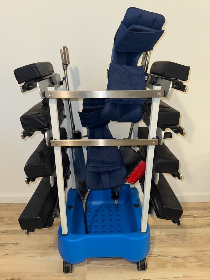 Steris bariatric accessory cart w/ Allen PAL Stirrup Set 10023 & knee ...