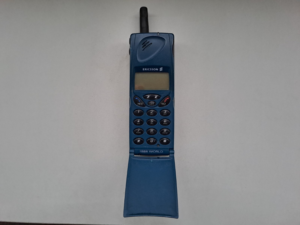 Ericsson I888 World - Green. Untested, sold as spares or repair. | eBay UK