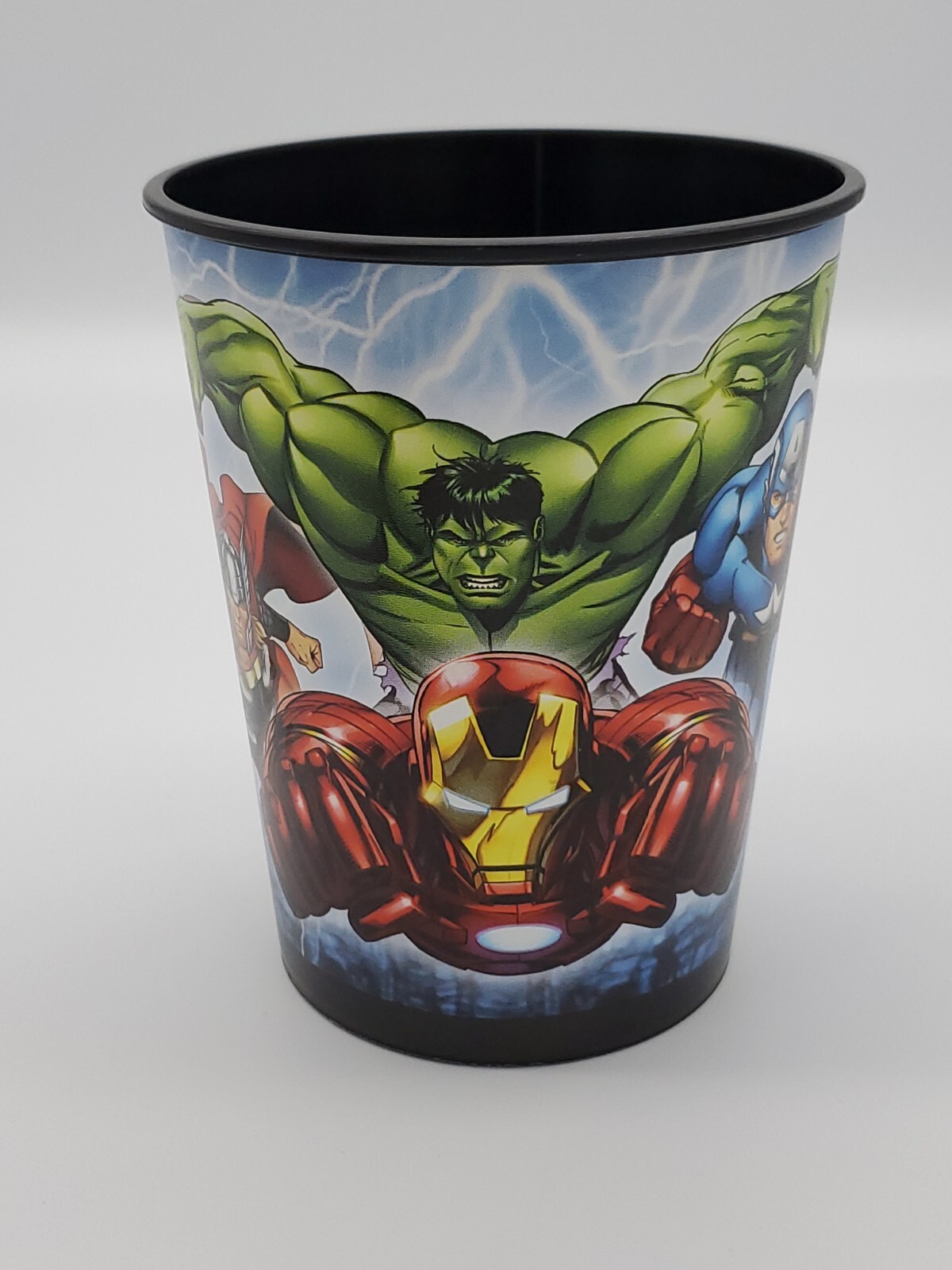 New Avengers 16oz Plastic Cup Marvel Comics Marvel Kids Made by ...
