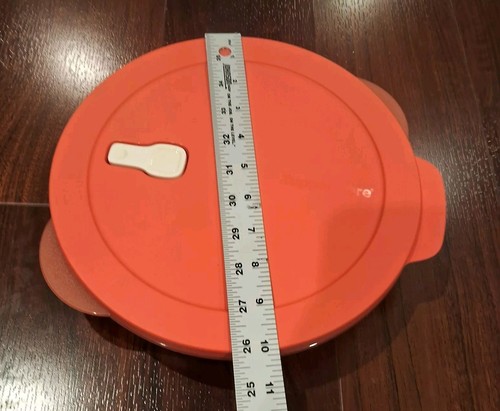 Tupperware 3284C-3 Wave #3 Melon Color 10" Divided Dish Vented Lid ...