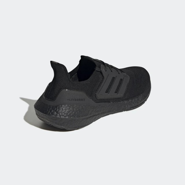 Size 8 - adidas UltraBoost 22 Triple Black 2021 - GZ0127 for sale ...