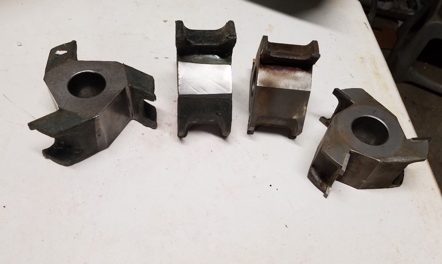 (1) Carbide 3 Wing 1-1/4" Bore Eased Edge Shaper Molder Cutter for 1-1/ ...