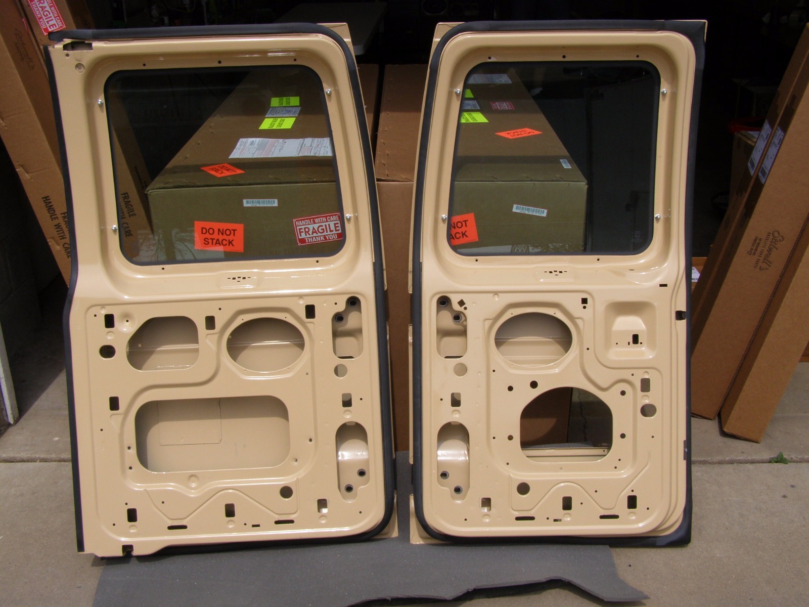 T/o OEM Ford 2009 2014 Econoline Van Rear Doors Pair 2010 2011 2012 ...