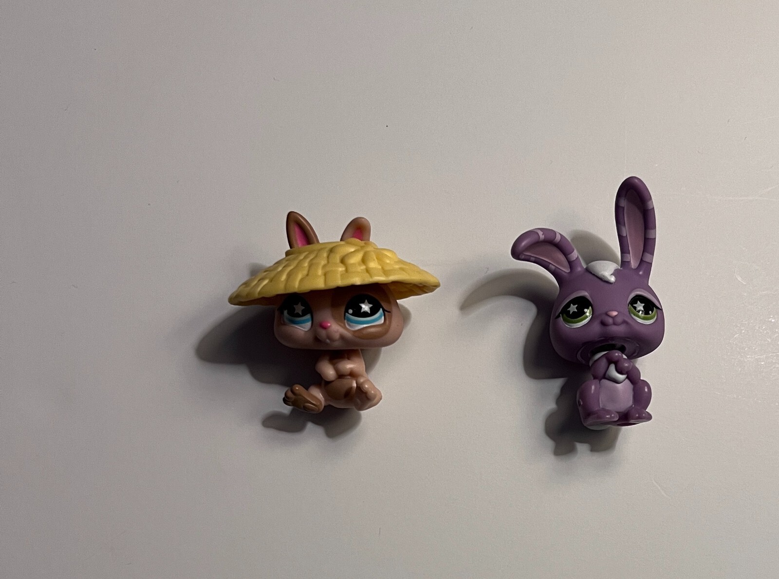 Littlest Pet Shop - Starry Eye Rabbit #828 and Starry Eye Bunny #827 ...