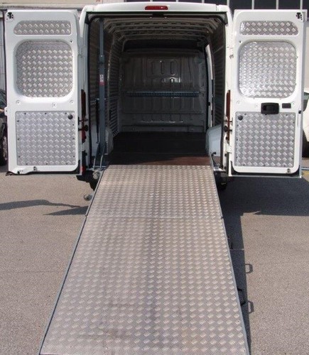 Mercedes Sprinter H2/H3 Van Swivel Ramp,Volkswagen Crafter Ramp , Dists ...