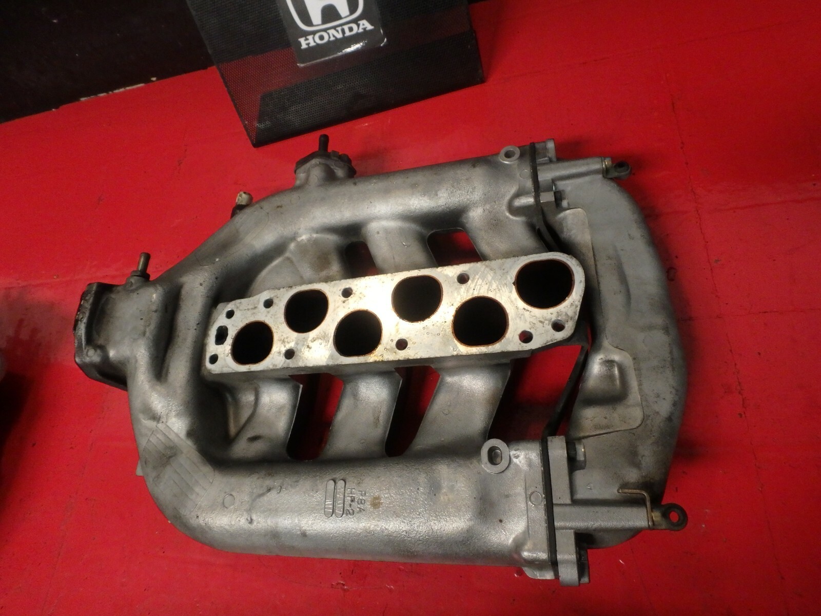 98 99 HONDA ACCORD INTAKE MANIFOLD 3.0 LITER UPPER 6CYL J30A1 J30 3.0L ...