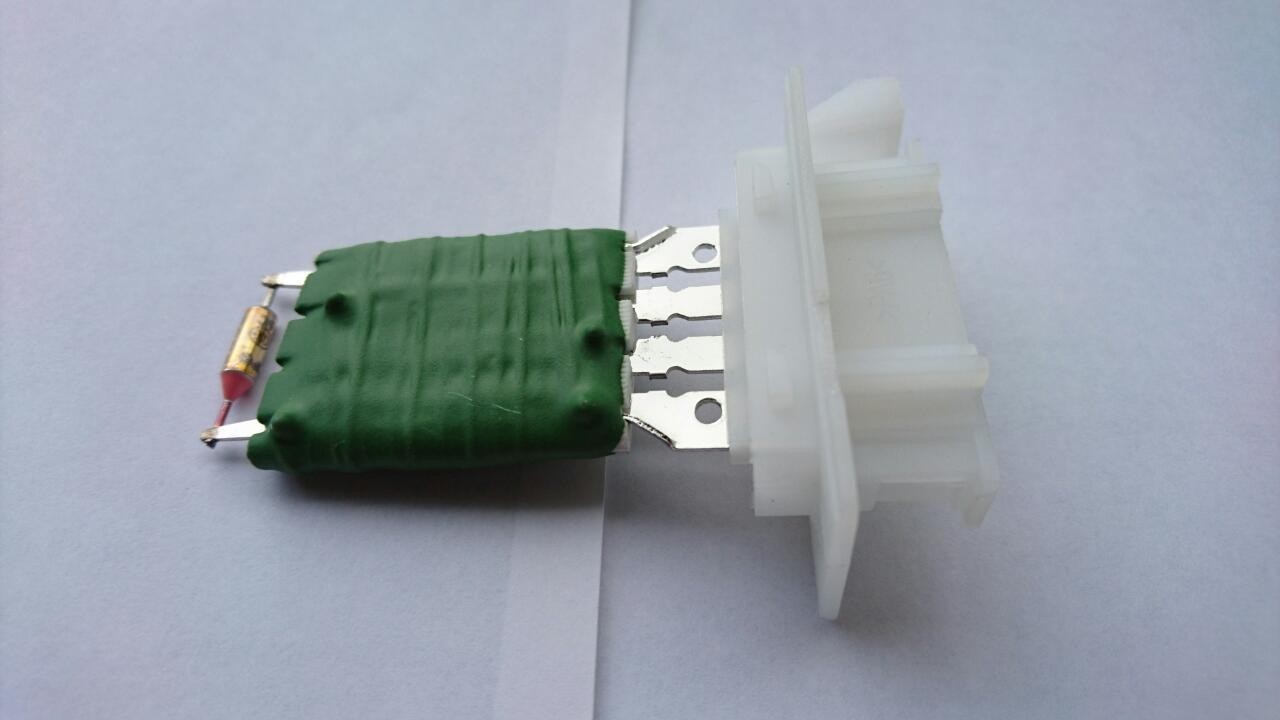 R027 New HVAC Blower Motor Resistor OEM# 1K0959263, 1K0959263A | eBay