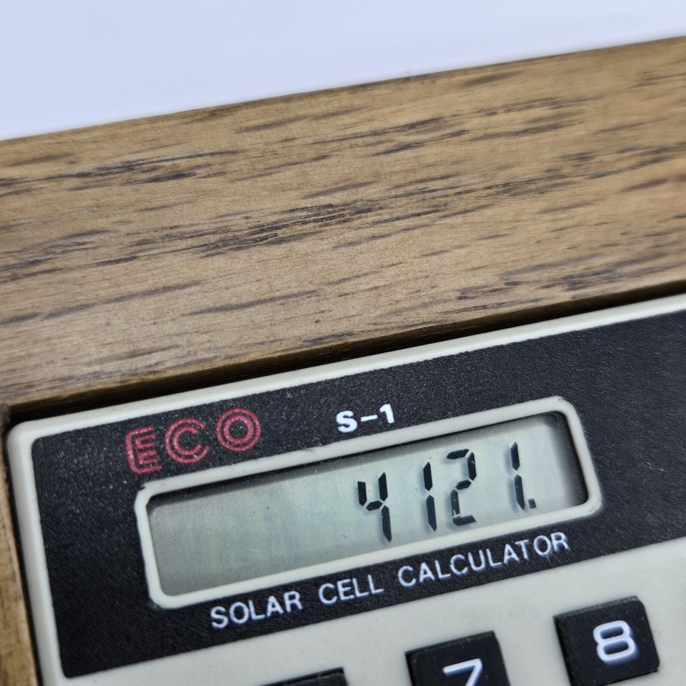 Vintage Eco Solar Calculator D'EMPLOI On Wooden Box With Original ...