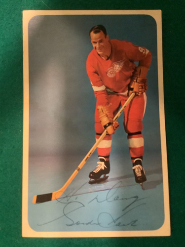 Vintage 1960s GORDIE HOWE AUTOGRAPH -- EATON'S -- NHL HOCKEY Red Wings ...