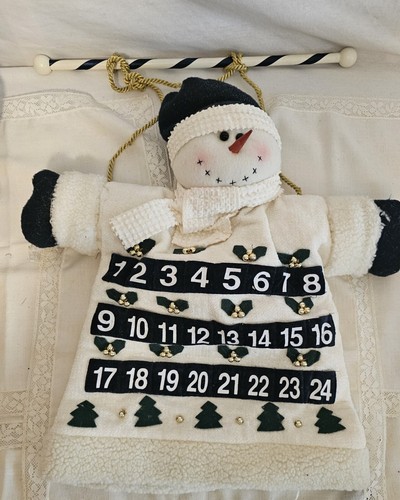 Advent Calendar Frosty Snowman Christmas Count Down Holidays Missing ...
