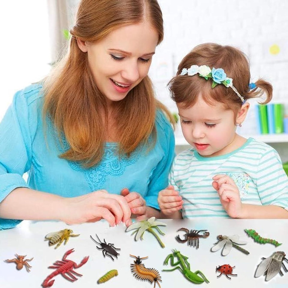 30 Pack Bug Toys Fake Plastic Bugs and Insects for Kids Toddler 30 bugs ...