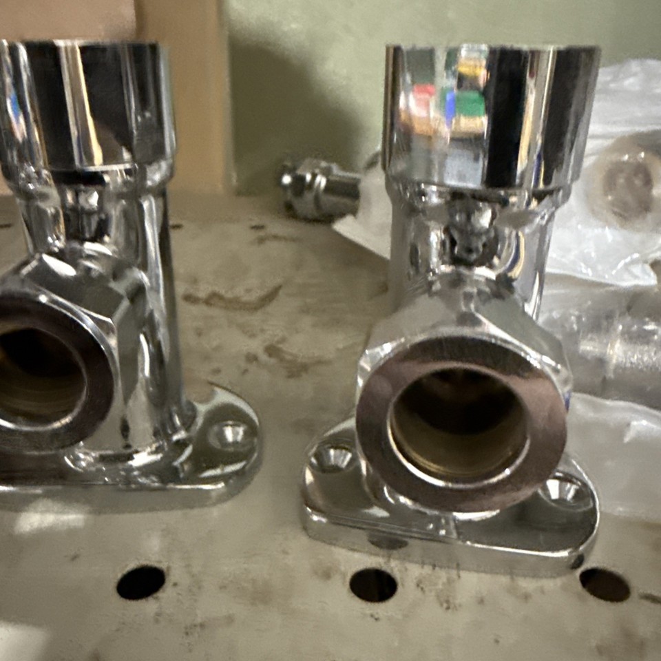 ARMITAGE SHANKS 1/2" x 15mm Polished Chrome Plated Female Bib Tap Mount ...