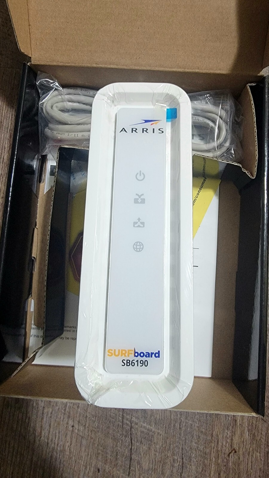 ARRIS Surfboard SB6190-RB DOCSIS 3.0 Cable Modem, White "NO POWER CABLE ...