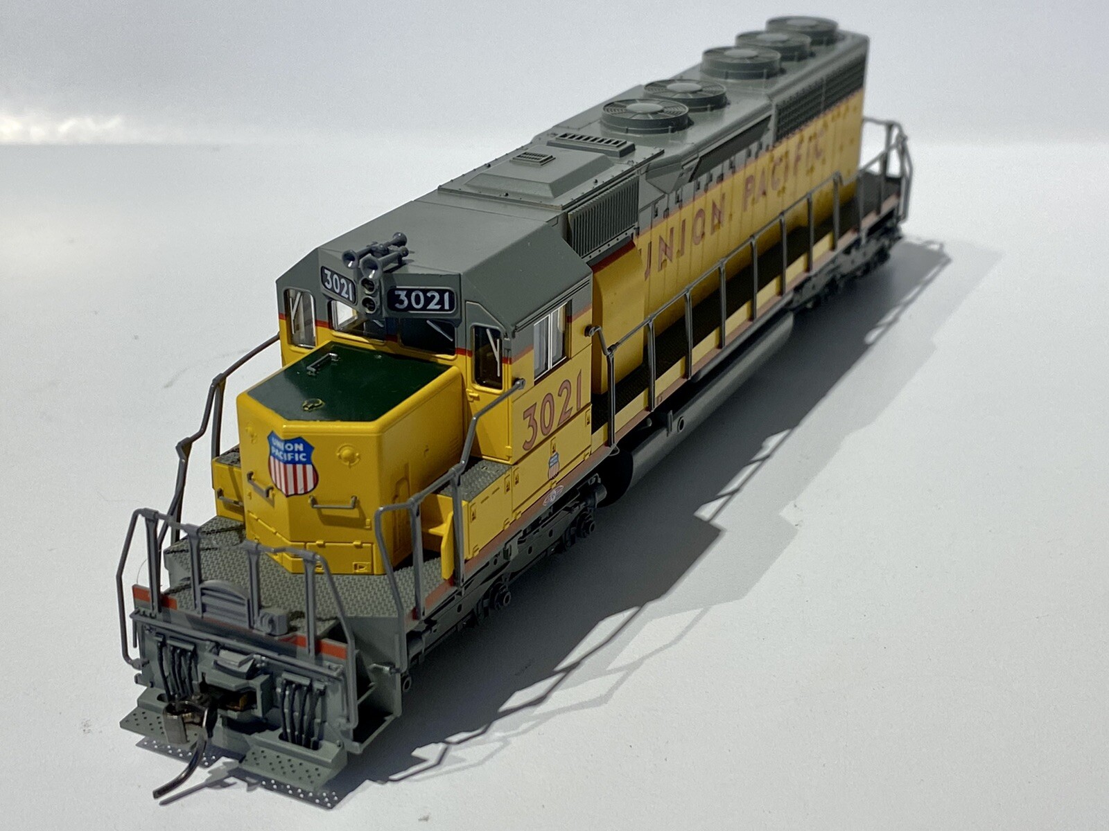 Kato 37-6330 #3021 NIB HO Scale SD40 Union Pacific EDM Locomotive | eBay