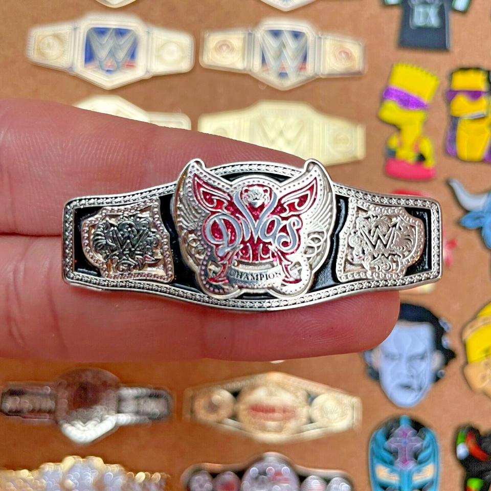 Divas Champion, Women's Wrestling Belt Enamel Pin Badge, WWE, WWF, WCW ...