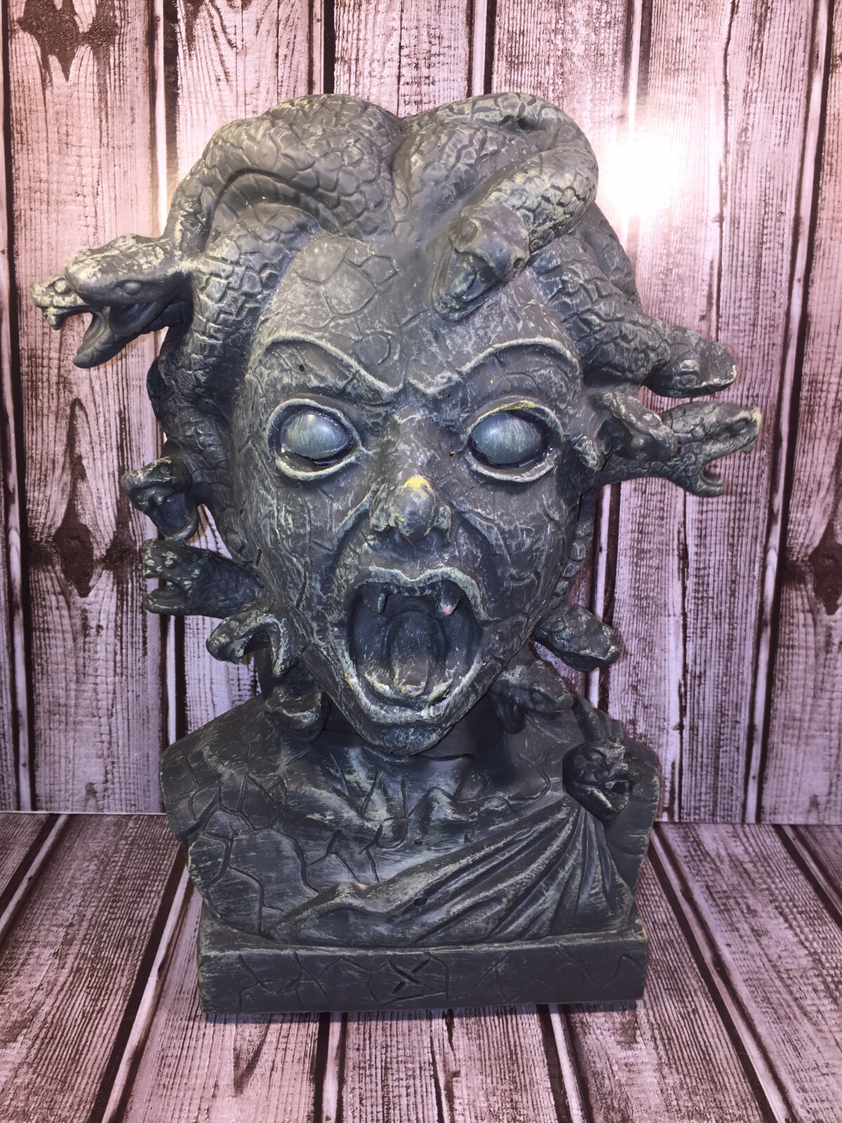 Halloween Prop Medusa Head Bust Moving Snakes Motion Activated Light Up ...