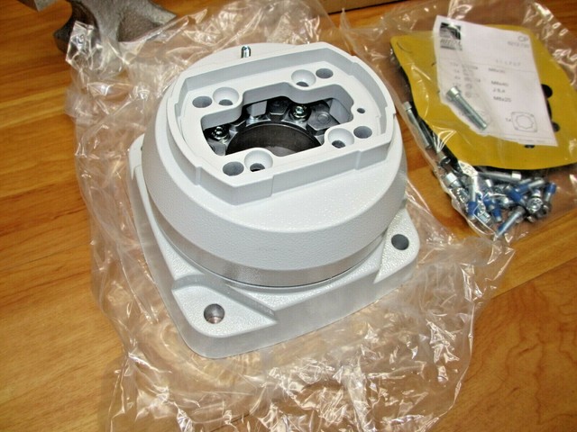 Rittal CP 6212.720 Top Mounted Swivel Joint Vertical Outlet Gray ...