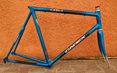 Bicycle Frames - Giant Cadex - Nelo's Cycles