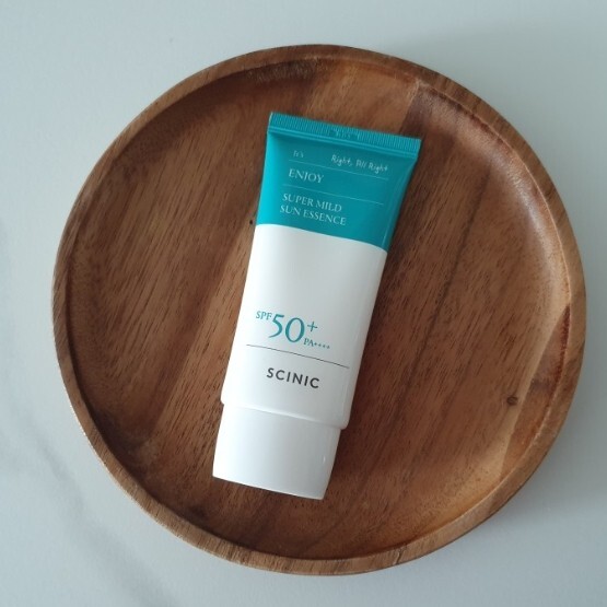SCINIC Enjoy Super Mild Sun Essence SPF50+ PA++++ 50ml Essential Sun ...