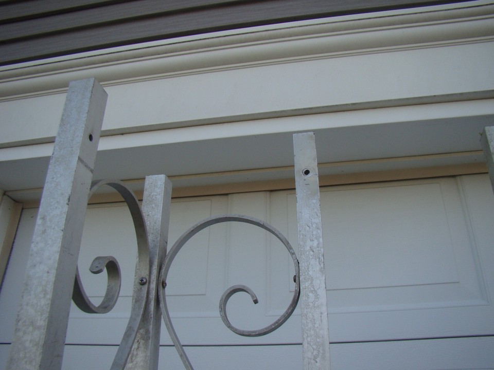 Vtg Original MCM Aluminum Ornate Porch Supports Upright Corner Supports ...