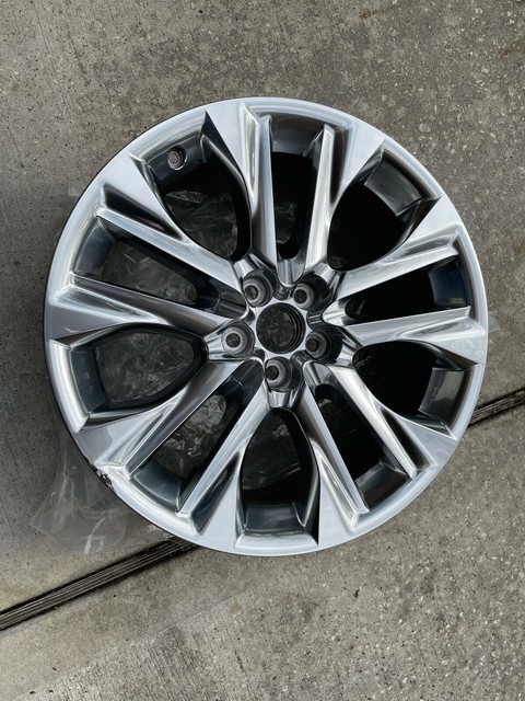 20" Toyota Highlander OEM Wheel Rim Satin Clad 20x8 2020 75265 ...